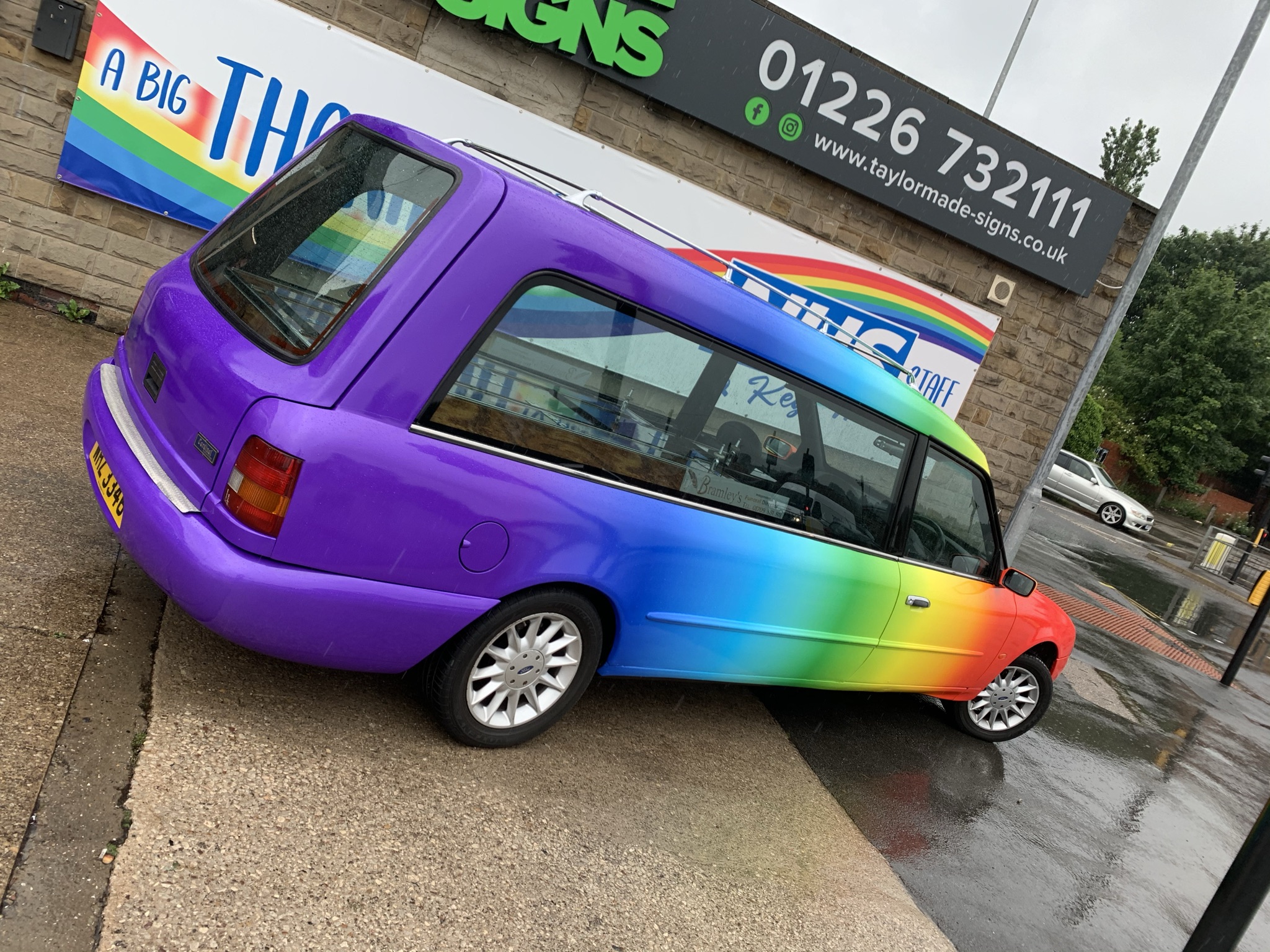 VEHICLE WRAPS – Taylormade Signs
